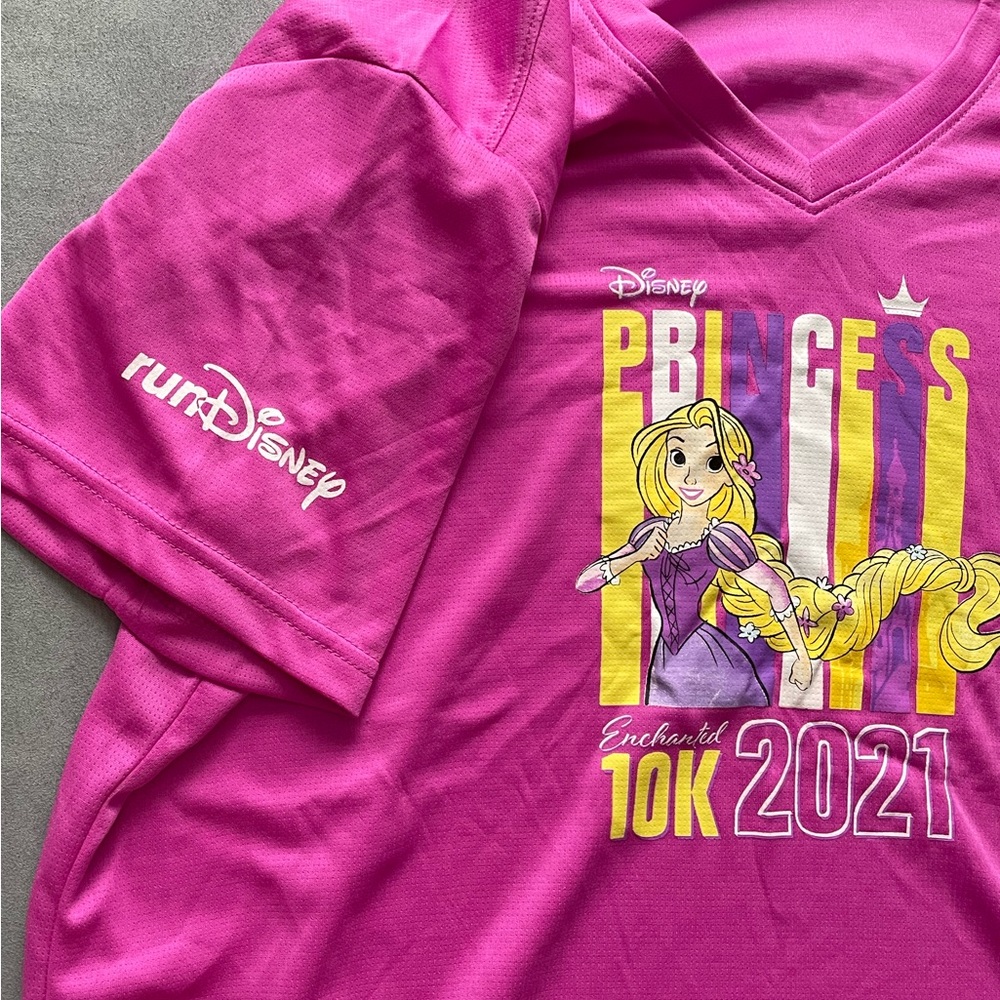 Rundisney Princess Enchanted 10k Running Shirt (2021 … - Gem